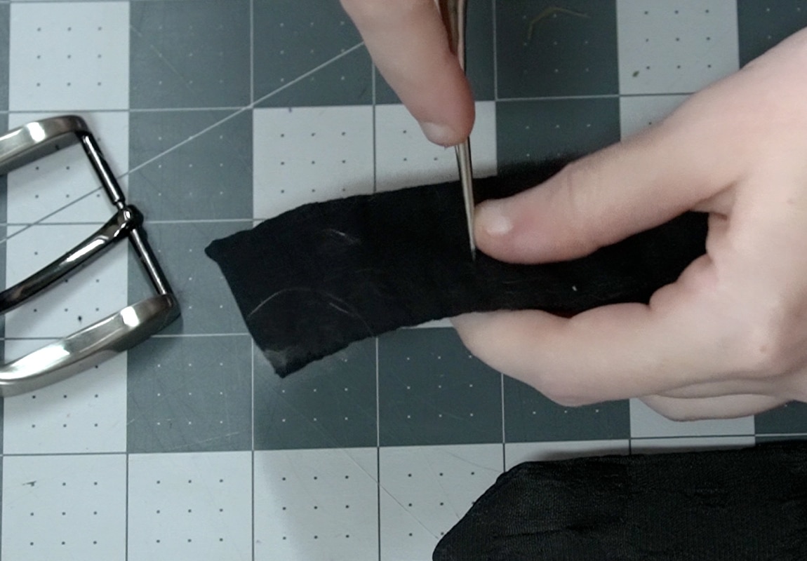Tutorial: How to Make a Fabric Buckle Belt with Scraps - Fabricated Closet