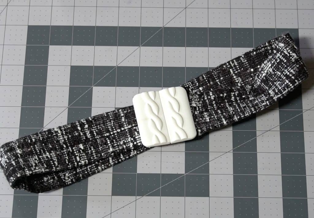 Tutorial: How to Make an Easy Fabric Clip on Belt - Fabricated Closet