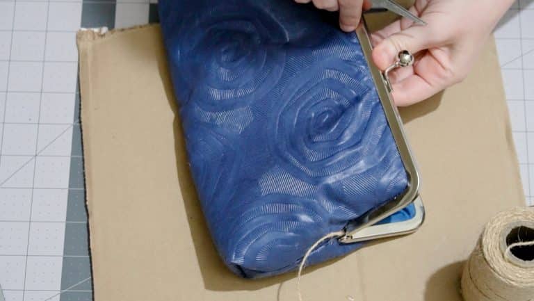 Tutorial: How to Make an Easy Clutch Purse - Fabricated Closet