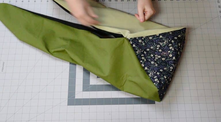 Tutorial: How to Make a 3-Color Handkerchief Bag - Fabricated Closet