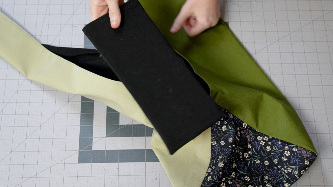 Tutorial: How to Make a 3-Color Handkerchief Bag - Fabricated Closet