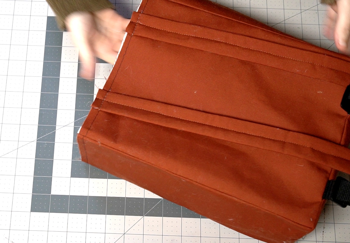 Tutorial: How to Make a Mini Backpack with Pockets - Fabricated Closet