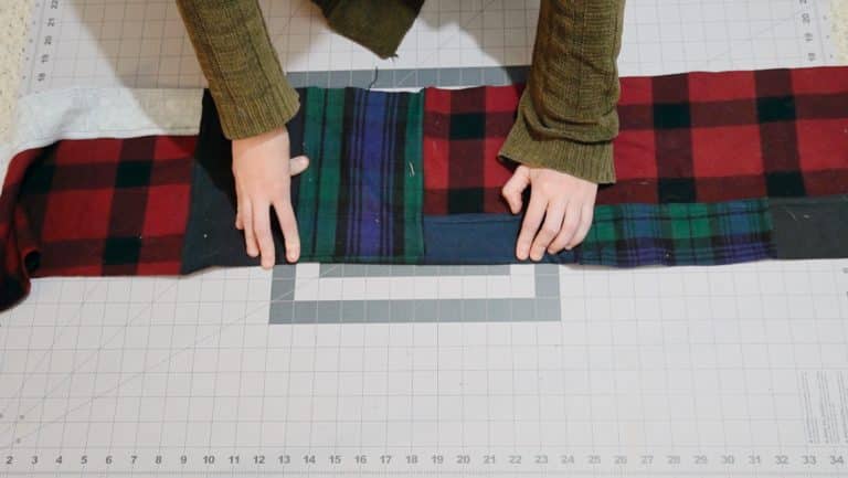 Tutorial: How to Make a Flannel Scarf with Scraps of Fabric ...