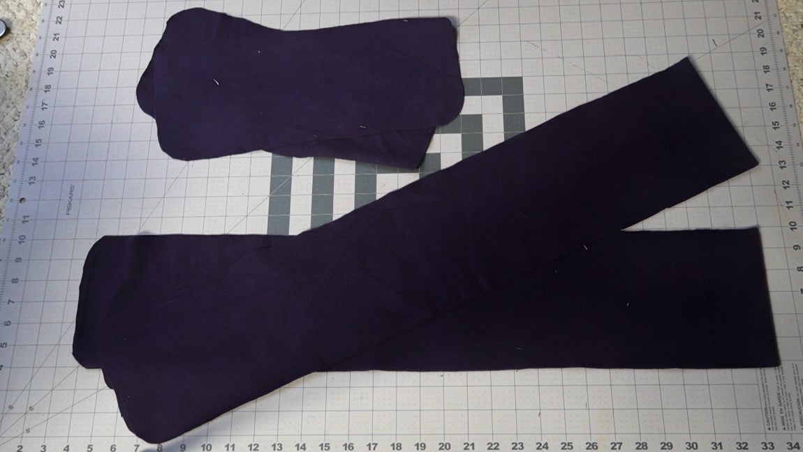 Tutorial: How to Make a Simple Scarf with Pockets (or mittens ...