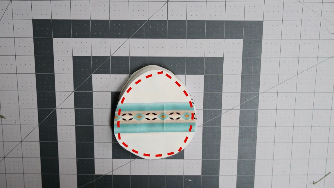 Tutorial: How to Make an Easter Egg Coaster Using Fabric Scraps ...