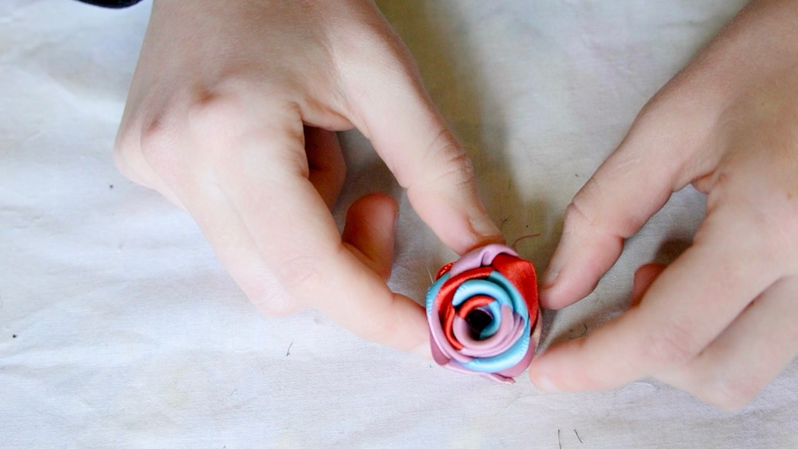 Tutorial: How to Make a Simple Braided Rose with Ribbon - Fabricated Closet