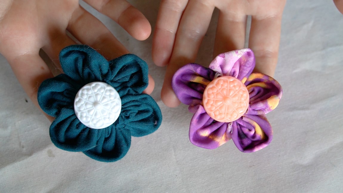 Tutorial: How to Make Cute Flower Accessories With Buttons - Fabricated ...