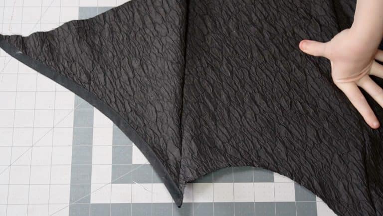 Tutorial: Bat Wings Cape for Halloween - Fabricated Closet