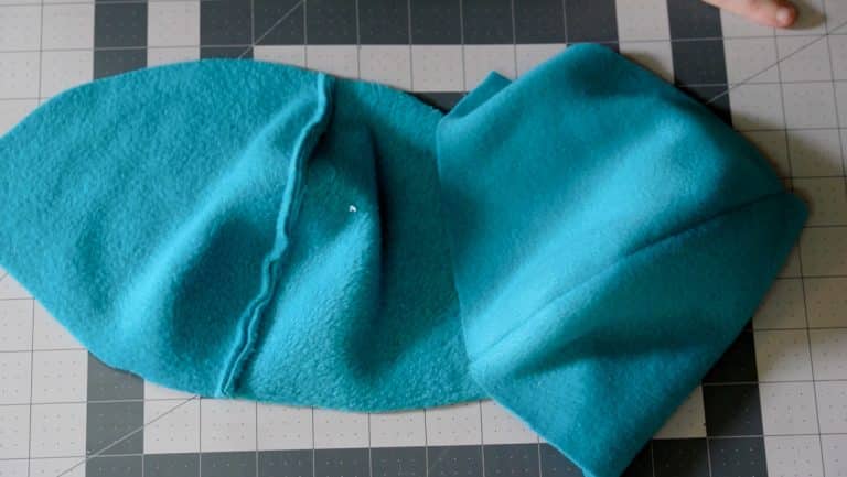 Tutorial: How to Make a Simple Fleece Hat - Fabricated Closet