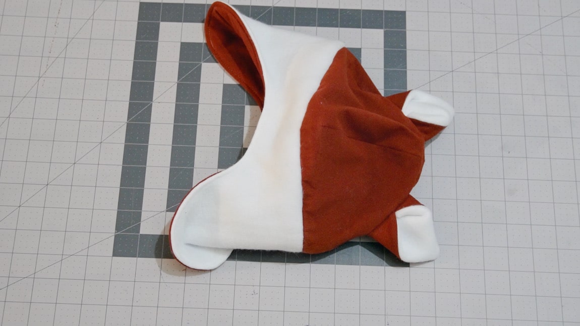 Tutorial: Fox Fleece Hat - Fabricated Closet
